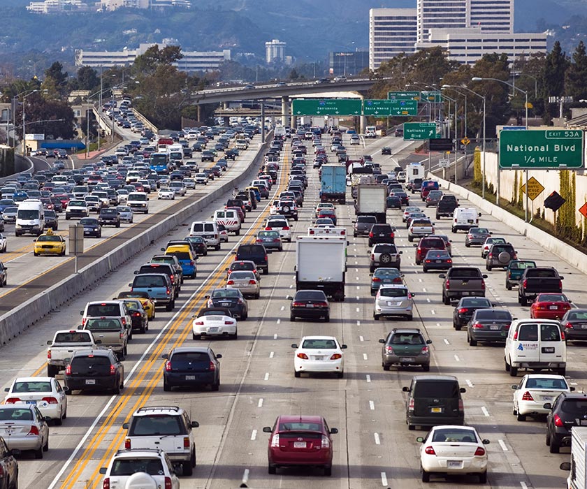 Living near freeway shortens lives of heart-attack survivors | IQAir